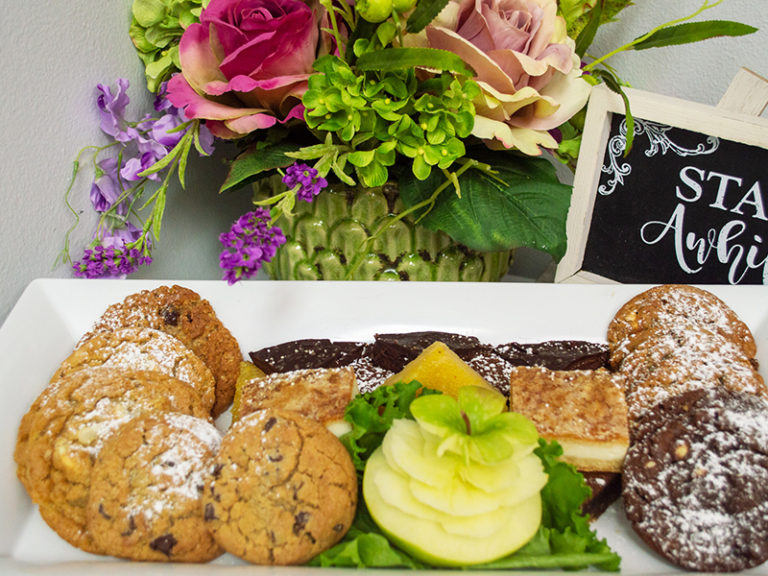 Assorted-Dessert-Tray – Royal Catering DFW